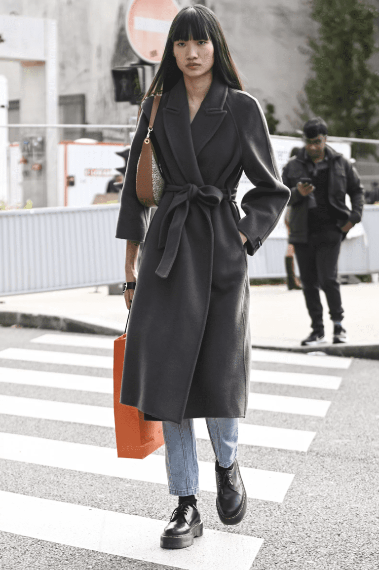 Doc Martens: A Guide to 35 Stylish and Practical Outfit Ideas - stylewe ...