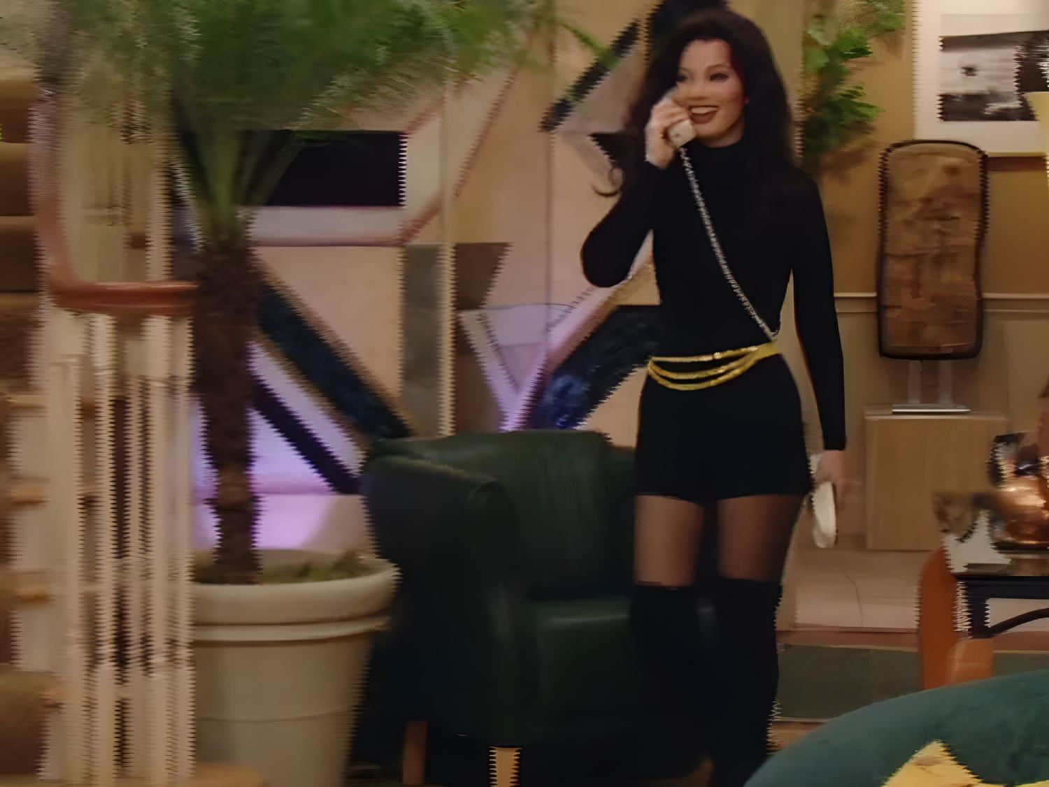 8 Unforgettable 'The Nanny' Ensembles That Define Fran Fine's Fashion ...